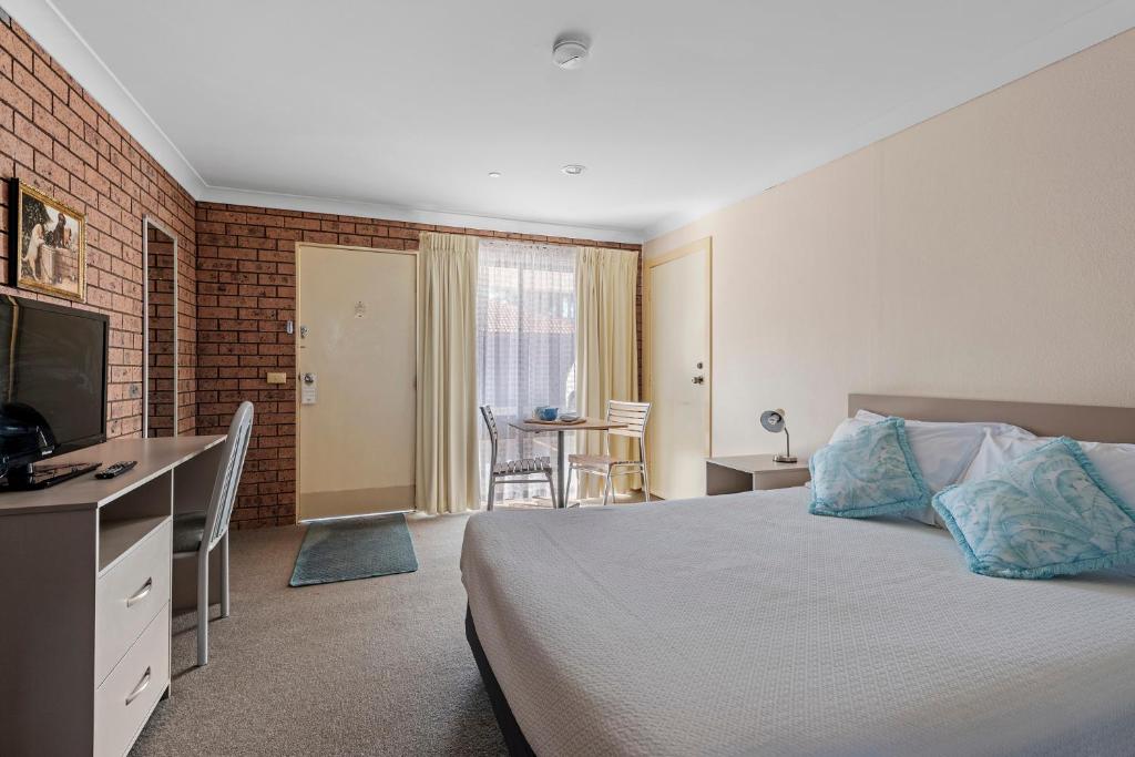 Bomaderry Motor Inn:Home